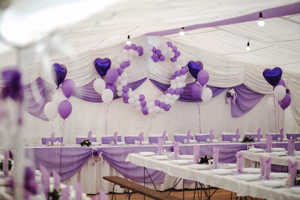 How to Incorporate Balloon Decorations into Corporate Events | Wonder ...
